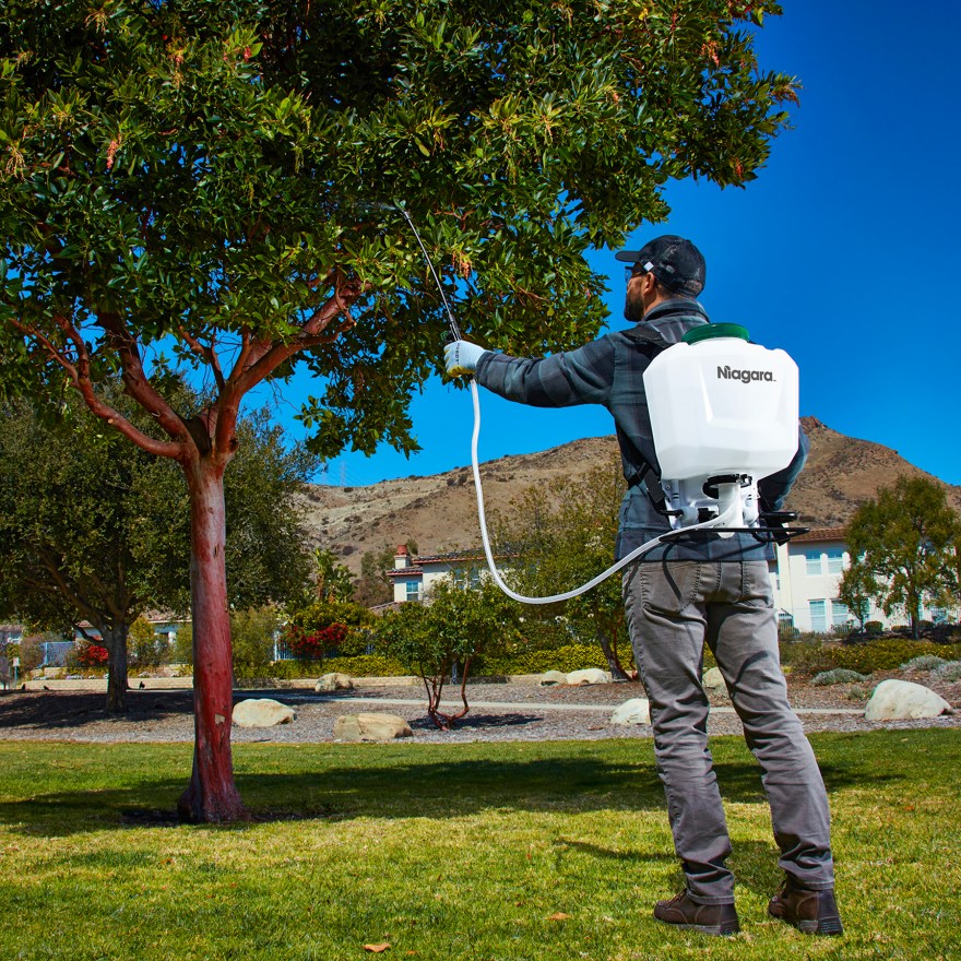 HARBOR FREIGHT TOOLS INTRODUCES COMMERCIAL-GRADE 4 GALLON BACKPACK ...